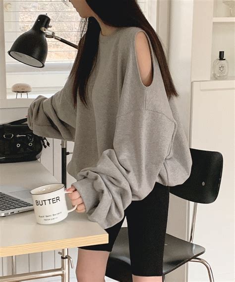 숄더홀트임 맨투맨 루즈핏 오버핏 빅사이즈 간절기 빅사이즈 데일리 캐주얼 레이어드 레깅스코디 하의실종 키작녀 그레이 핑크 연두