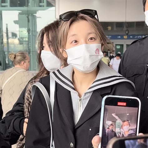 까꿍 On Twitter 기억하고 손 흔들어주는 것까지 완벽하다 우기 ㅠㅠ 여자아이들 우기