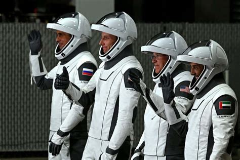 Spacex Launches Crew 6 Astronaut Team To International Space Station