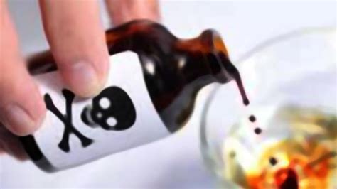 Illicit Affair Woman Spikes Husbands Liquor With Poison In Maduranthagam