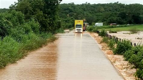 Chuva Alaga Trecho Da Br 135 E Causa Transtornos Aos Motoristas Bom