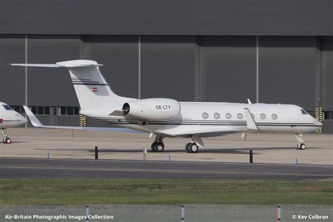Aviation Photographs Of Registration OE LTY ABPic