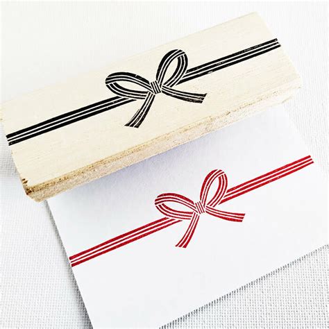 写真 25枚目 結婚式のご祝儀袋の書き方・選び方｜お金の入れ方とおすすめ作品11選 Locari（ロカリ）