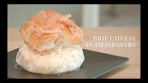 초간단 브리치즈 필로 페이스트리 구이 연말 홈파티 요리 Baked Brie Cheese In Filo Pastry Youtube