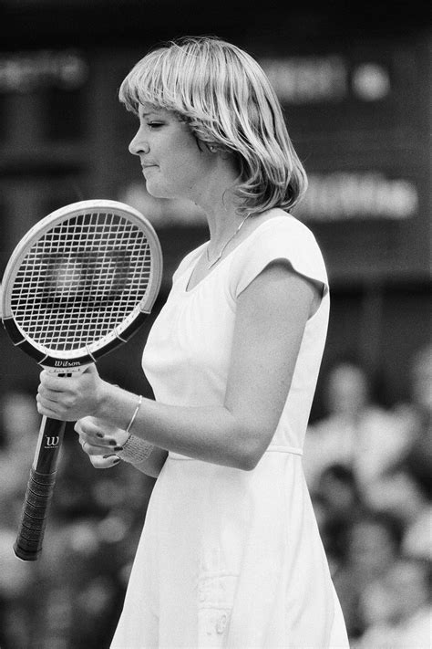 17 Best Tennis Bracelets 2023 Glamour Uk