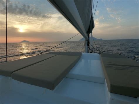 Catamaran Vs Monohull Comprehensive Comparison Of Sailing Experiences