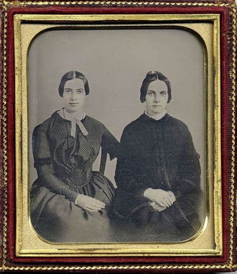 Scholars May Have Second Photo Of Poet Emily Dickinson Emily Dickinson History Daguerreotype