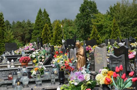Miejsce pochówku na cmentarzu w Starachowicach można wyszukać przez internet Echo Dnia