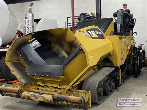 ‎cat® Ap655f Track Asphalt Paver Lubrication Technologies