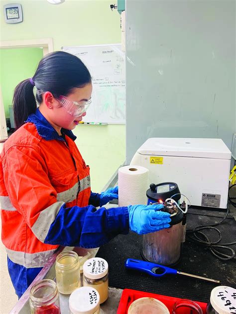 Global Resource Recovery Addresses Gender Gap In Science And Research