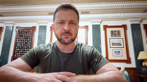 Зеленський обіцяє цього місяця показати план перемоги Байдену Гарріс і