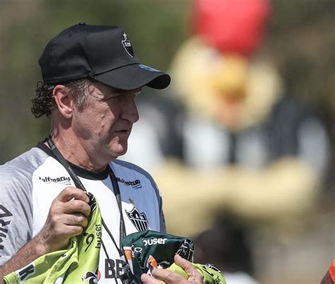 Cuca Confia No Ataque Poderoso Do Galo Para Decidir A Partida Contra O Palmeiras Futebol Na Veia