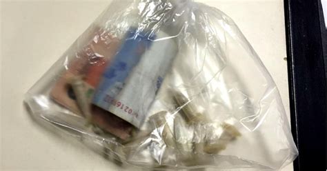 G1 Adolescentes São Flagrados Vendendo Cocaína Em Angra Dos Reis Rj