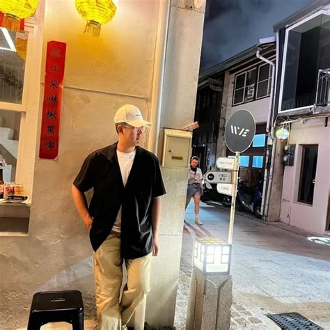 我敢說我們單位不會讓我去招募因為我都說實話長官只會說大話屁話 老實說都只會說福利大家都會的進去遇到不好的長官學長只會被靠背要碼叫你報