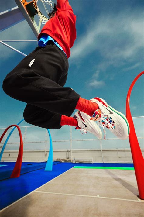 Behance 上的 Nike Cny 2023 Nike Ad Basketball Photography Fashion