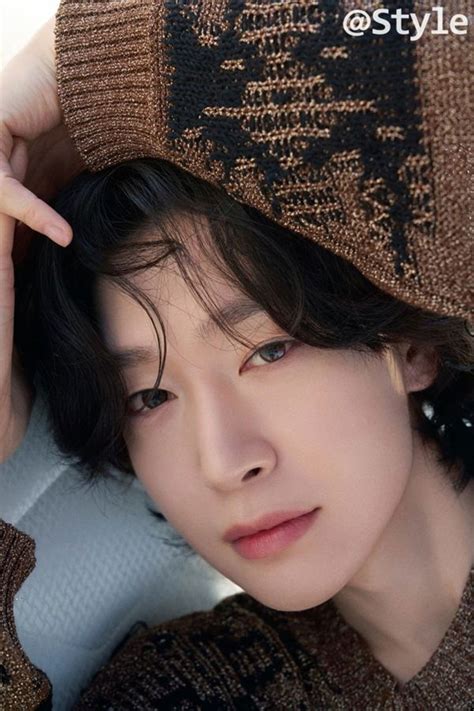 트롯 프린스 김용빈 공황장애로 엘리베이터 못 타팬 덕에 일어서 화보