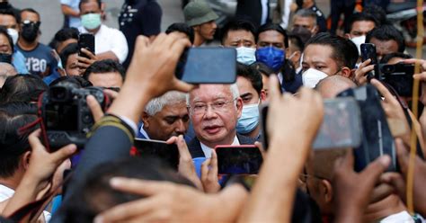 Explainer Malaysias Ex Pm Najib And The Multi Billion Dollar 1mdb