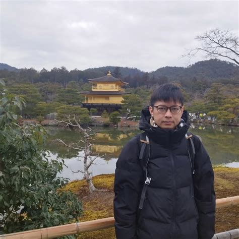 歸宿 身為戰士最好的歸宿是戰死沙場 我看見義士的悲劇結局但對當事人來說會不會其實是最好的結局 就像關羽敗走麥城 L 是偵探死在