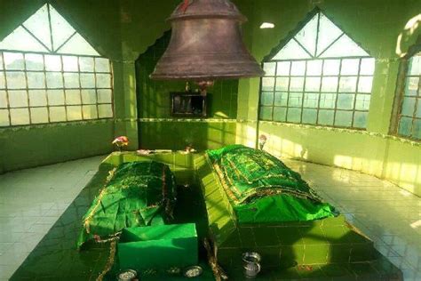 Laila Majnu Ki Mazar