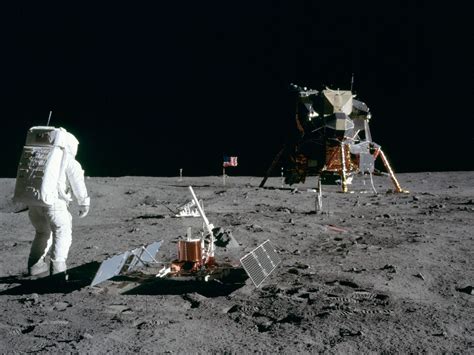 Episode 150 The Apollo Program Half Arsed History