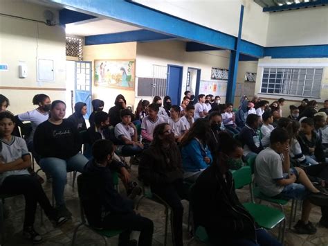 Guarda Municipal ministra palestra para alunos da rede pública de Barra