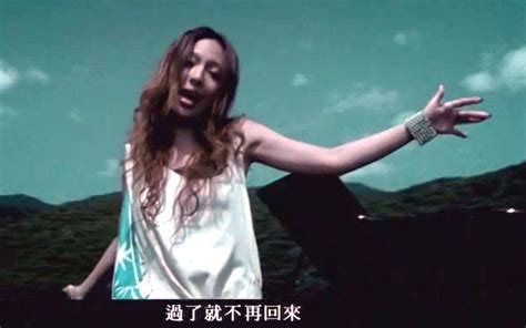 詹雯婷翻红惹怒飞儿乐团前队友，阿沁错背锅，陈建宁发通知禁止她唱旧歌青春组合音乐