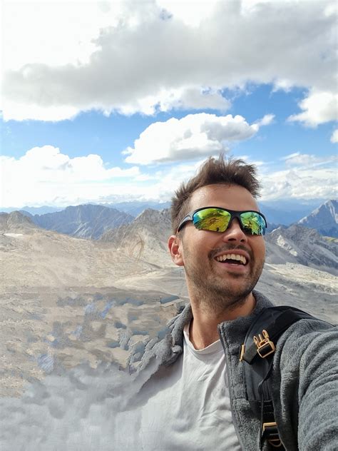 Lukasz Kowejsza Medium