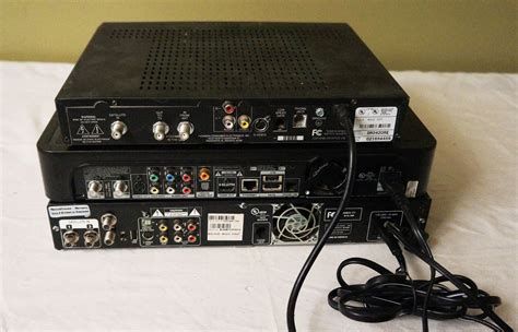 Lot Of 8 Directv Satellite Receivers D11 Hd H25 100 Sl3s4nr2 02