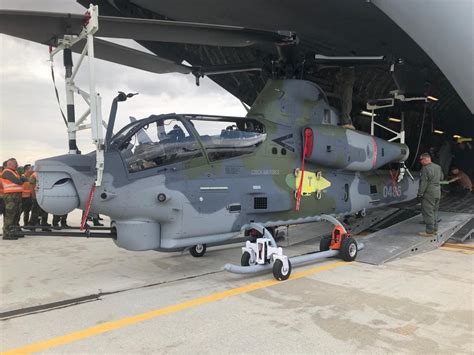 La Fuerza Aérea De República Checa Recibe Sus Primeros Dos Helicópteros