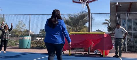 Inauguran cancha de usos múltiples en Lincoln Acres XEWT 12