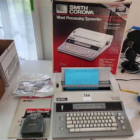 Smith Corona Word Processing Typewriter XD 7600 Tested Working