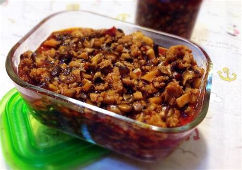 老乾媽炒肉醬是我們家的必備小料醬香濃郁拌飯拌麵都好吃 每日頭條