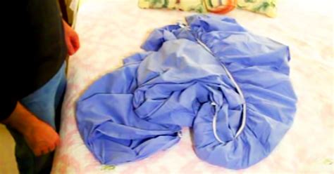 A Gentleman S Guide To Folding Fitted Sheets