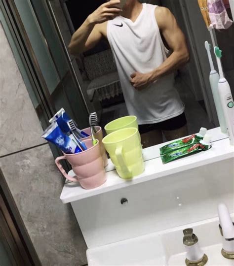 足球体育生伪s On Twitter 双性偏直男体育生 鸡大活好脚45喜欢穿球袜拖鞋 袜子味道浓上头不是臭脚 穿出来不是酸臭屎味