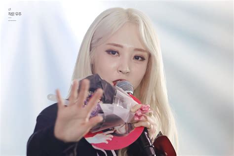 Moonbyul Mamamoo 4 Seasons Concert F W D 1