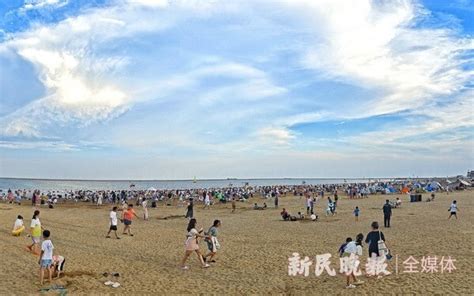 蓝天白云海边风光旖旎 腾讯新闻