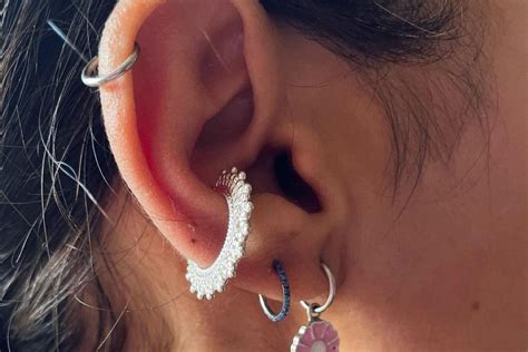 Ear Cuff I Modelli Degli Orecchini Del Momento Donnemagazineit