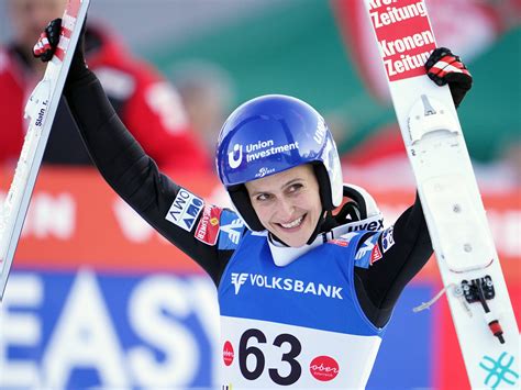 Skispringen Pinkelnig Siegt Mit Riesenvorsprung VOL AT