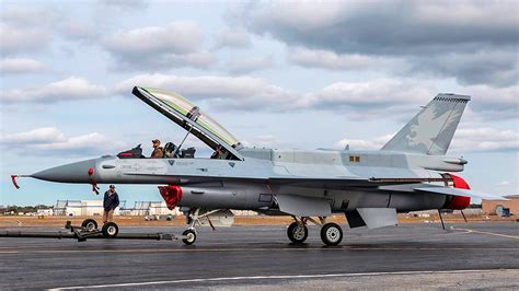 Behold The First F 16 Viper Built In South Carolina The Drive