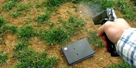 Казнь ноутбука Пикабу