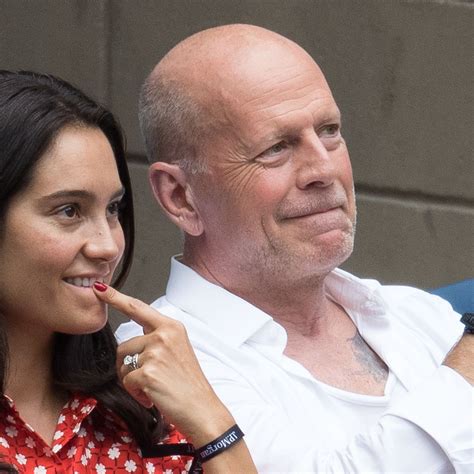 Edad De La Esposa De Bruce Willis