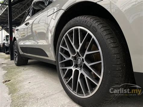 Recon 2020 Porsche Macan 2 0 Rare Crayon Gery P Roof Carlist My