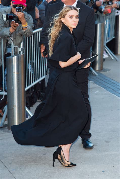 Ashley Olsen Offers A Glimpse At Her Hamptons Wardrobe