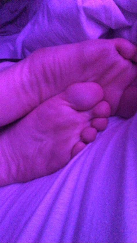 F€ck Me And Lick My Feets R Male Feet