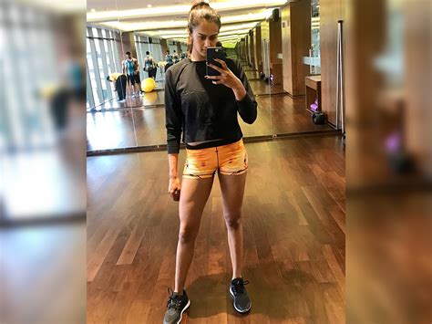 Shubra Aiyappa Hq Wallpapers Shubra Aiyappa Wallpapers 56819 Oneindia Wallpapers