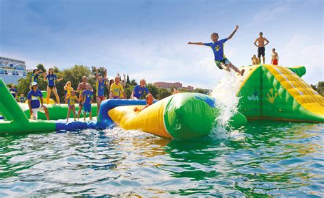 Avignon Le Plus Grand Parc Aquatique De France Va Se Transformer En