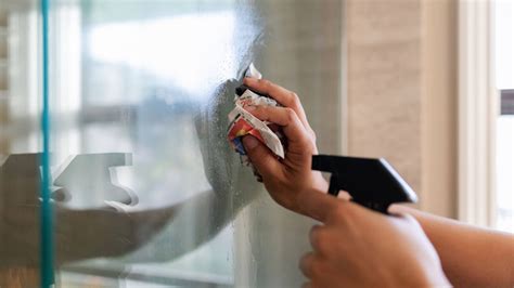 How To Remove Sticky Residue From Glass AtulHost
