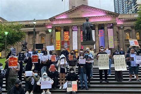 澳墨尔本中国留学生集会 喊共产党下台 维州 抗议 请愿 大纪元