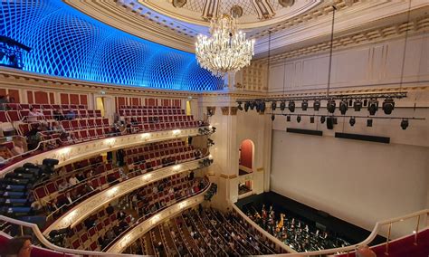 Kultur Reportagen Wörterwelten schreiben