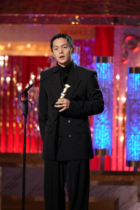 画像30 36 坂口健太郎、バディ・岡田准一は“達人の域”「ヘルドッグス」アクション撮影秘話語る＜第46回日本アカデミー賞＞ モデルプレス